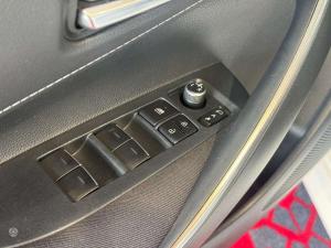 Balts Toyota Corolla 2021 Šauļi, ar dzinēja tilpumu 1.80 L un nobraukumu 63 tūkst. km par 18900 €, foto 9 vietnē AUTOMOTO.COM.LV