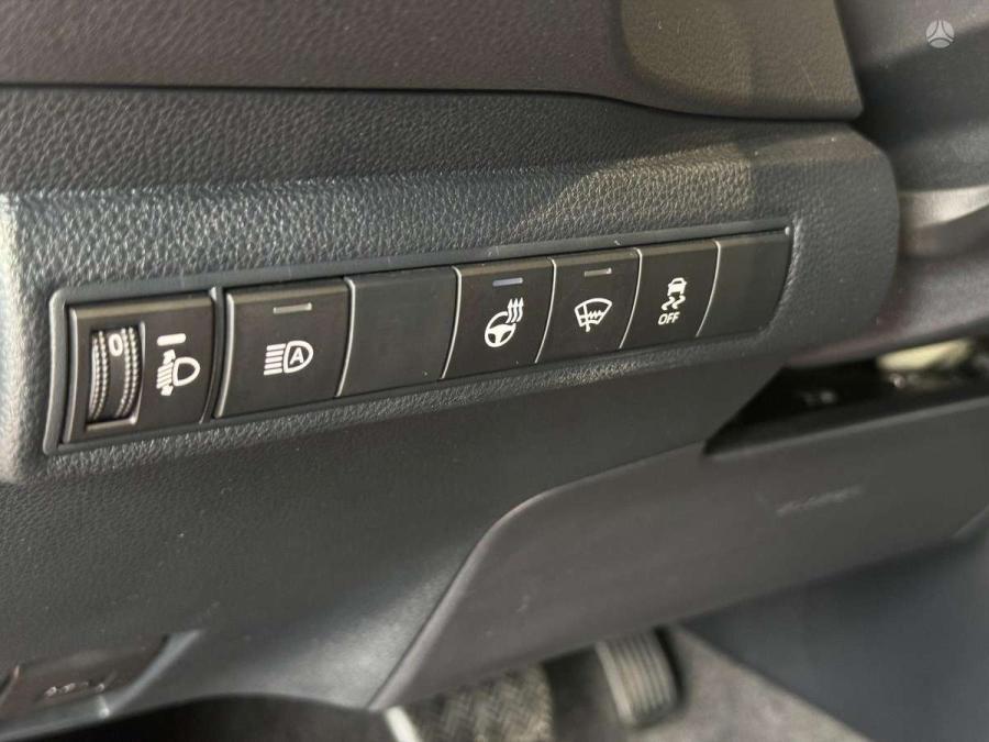 Balts Toyota Corolla 2021 Šauļi, ar dzinēja tilpumu 1.80 L un nobraukumu 63 tūkst. km par 18900 €, foto 10 vietnē AUTOMOTO.COM.LV