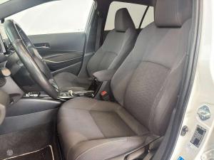 Balts Toyota Corolla 2021 Šauļi, ar dzinēja tilpumu 1.80 L un nobraukumu 63 tūkst. km par 18900 €, foto 11 vietnē AUTOMOTO.COM.LV