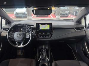 Balts Toyota Corolla 2021 Šauļi, ar dzinēja tilpumu 1.80 L un nobraukumu 63 tūkst. km par 18900 €, foto 12 vietnē AUTOMOTO.COM.LV