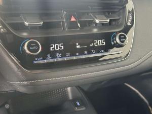 Balts Toyota Corolla 2021 Šauļi, ar dzinēja tilpumu 1.80 L un nobraukumu 63 tūkst. km par 18900 €, foto 18 vietnē AUTOMOTO.COM.LV