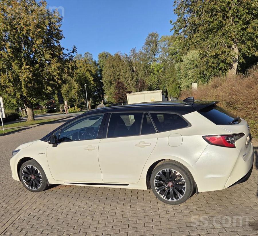 Balts Toyota Corolla 2021 Rīga, ar dzinēja tilpumu 1.80 L un nobraukumu 119 tūkst. km par 21700 €, foto 5 vietnē AUTOMOTO.COM.LV