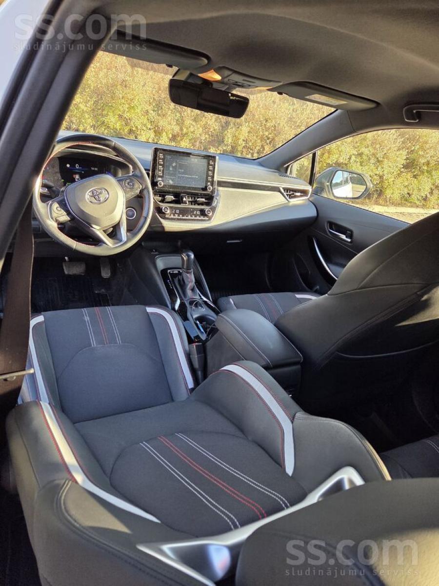Balts Toyota Corolla 2021 Rīga, ar dzinēja tilpumu 1.80 L un nobraukumu 119 tūkst. km par 21700 €, foto 6 vietnē AUTOMOTO.COM.LV