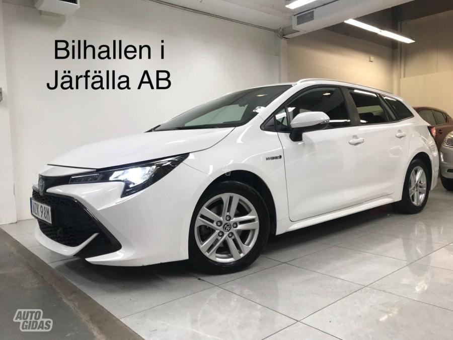 White Toyota Corolla 2022 in Kaunas, with an engine capacity of 0.00 L and mileage of 49 thousand km for 25376 €, photo 1 on AUTOMOTO.COM.LV