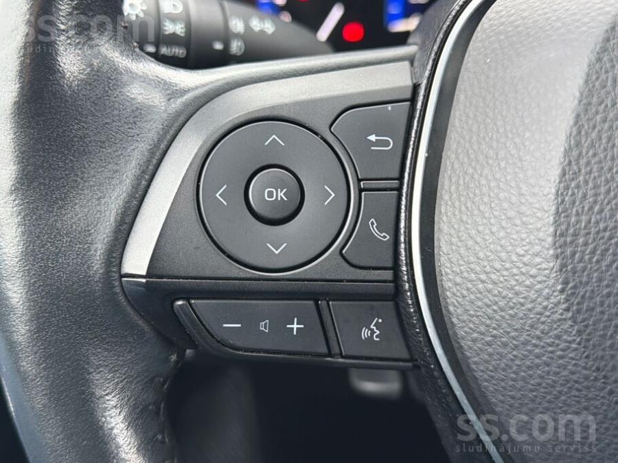 Balts Toyota Corolla 2022 Ventspils, ar dzinēja tilpumu 1.80 L un nobraukumu 94 tūkst. km par 19990 €, foto 22 vietnē AUTOMOTO.COM.LV
