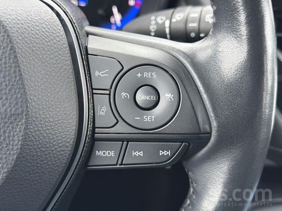 Balts Toyota Corolla 2022 Ventspils, ar dzinēja tilpumu 1.80 L un nobraukumu 94 tūkst. km par 19990 €, foto 23 vietnē AUTOMOTO.COM.LV