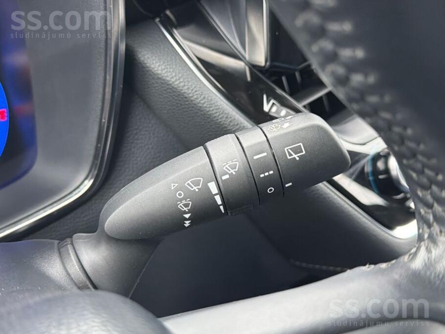 Balts Toyota Corolla 2022 Ventspils, ar dzinēja tilpumu 1.80 L un nobraukumu 94 tūkst. km par 19990 €, foto 25 vietnē AUTOMOTO.COM.LV