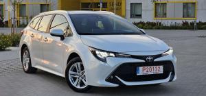 White Toyota Corolla 2022 in Klaipeda, with an engine capacity of 1.80 L and mileage of 85 thousand km for 18900 €, photo  on AUTOMOTO.COM.LV