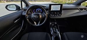 White Toyota Corolla 2022 in Klaipeda, with an engine capacity of 1.80 L and mileage of 85 thousand km for 18900 €, photo 18 on AUTOMOTO.COM.LV
