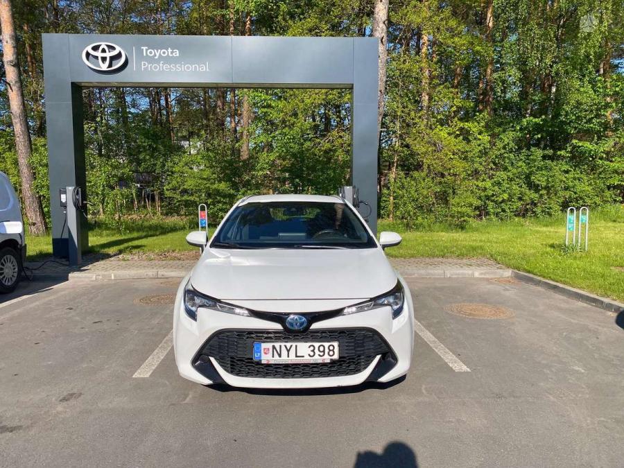 Белый Тойота Королла 2022 в Вильнюс, объемом двигателя 1.80 л и пробегом 155 тыс. км за 14999 €, фото 10 на AUTOMOTO.COM.LV