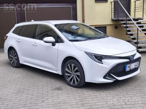 Balts Toyota Corolla 2022 Rīga, ar dzinēja tilpumu 1.80 L un nobraukumu 89 tūkst. km par 20750 €, foto  vietnē AUTOMOTO.COM.LV