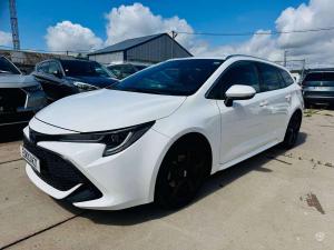 Balts Toyota Corolla 2022 Kauņa, ar dzinēja tilpumu 2.00 L un nobraukumu 294 tūkst. km par 13200 €, foto  vietnē AUTOMOTO.COM.LV