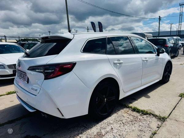 Balts Toyota Corolla 2022 Kauņa, ar dzinēja tilpumu 2.00 L un nobraukumu 294 tūkst. km par 13200 €, foto 4 vietnē AUTOMOTO.COM.LV