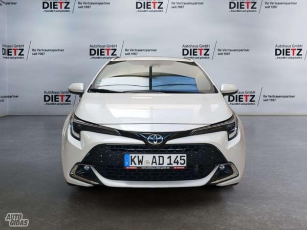 Balts Toyota Corolla 2023 Kauņa, ar dzinēja tilpumu 2.00 L un nobraukumu 17 tūkst. km par 32686 €, foto 2 vietnē AUTOMOTO.COM.LV
