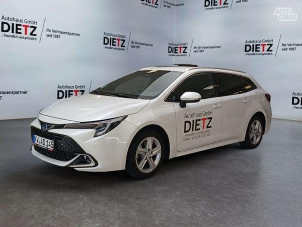 Balts Toyota Corolla 2023 Kauņa, ar dzinēja tilpumu 2.00 L un nobraukumu 17 tūkst. km par 32686 €, foto 3 vietnē AUTOMOTO.COM.LV