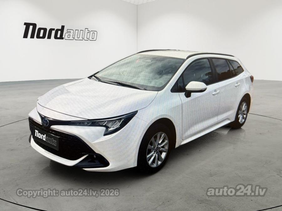 Balts Toyota Corolla 2023 Tallina, ar dzinēja tilpumu 1.80 L un nobraukumu 100 tūkst. km par 21490 €, foto 1 vietnē AUTOMOTO.COM.LV