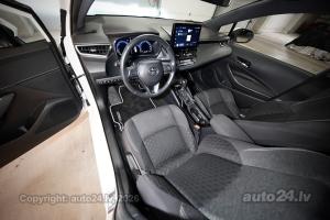 Balts Toyota Corolla 2023 Tallina, ar dzinēja tilpumu 1.80 L un nobraukumu 78 tūkst. km par 22490 €, foto 15 vietnē AUTOMOTO.COM.LV
