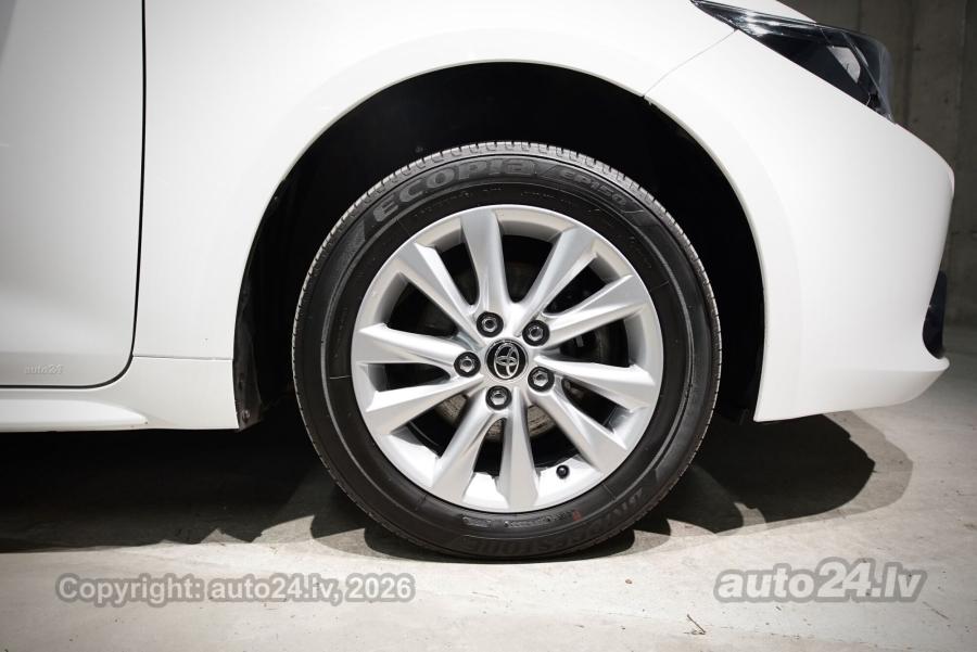 Balts Toyota Corolla 2023 Tallina, ar dzinēja tilpumu 1.80 L un nobraukumu 78 tūkst. km par 22490 €, foto 22 vietnē AUTOMOTO.COM.LV