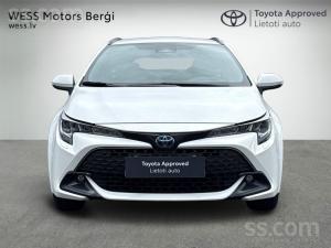White Toyota Corolla 2023 in Riga, with an engine capacity of 1.80 L and mileage of 73 thousand km for 22990 €, photo 6 on AUTOMOTO.COM.LV