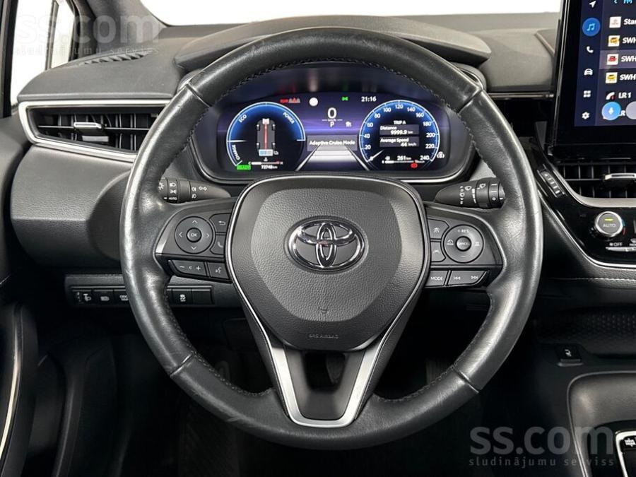 White Toyota Corolla 2023 in Riga, with an engine capacity of 1.80 L and mileage of 73 thousand km for 22990 €, photo 13 on AUTOMOTO.COM.LV