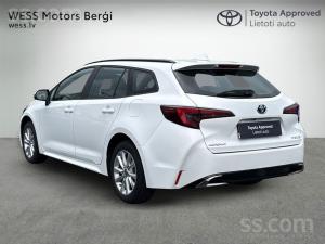 White Toyota Corolla 2023 in Riga, with an engine capacity of 1.80 L and mileage of 73 thousand km for 22990 €, photo 25 on AUTOMOTO.COM.LV