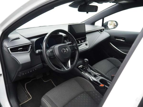 Balts Toyota Corolla 2023 Viļņa, ar dzinēja tilpumu 1.80 L un nobraukumu 77 tūkst. km par 21800 €, foto 9 vietnē AUTOMOTO.COM.LV