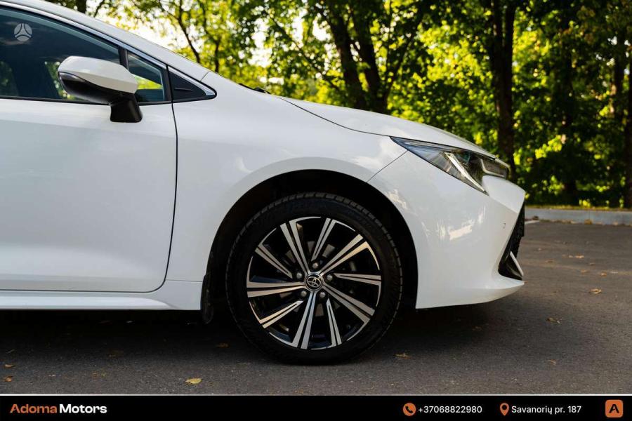 Balts Toyota Corolla 2023 Kauņa, ar dzinēja tilpumu 1.80 L un nobraukumu 106 tūkst. km par 21950 €, foto 13 vietnē AUTOMOTO.COM.LV