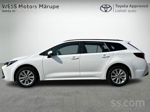 Balts Toyota Corolla 2023 Rīga, ar dzinēja tilpumu 1.80 L un nobraukumu 69 tūkst. km par 20990 €, foto 4 vietnē AUTOMOTO.COM.LV