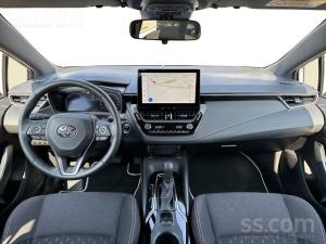 Balts Toyota Corolla 2023 Rīga, ar dzinēja tilpumu 1.80 L un nobraukumu 69 tūkst. km par 20990 €, foto 9 vietnē AUTOMOTO.COM.LV