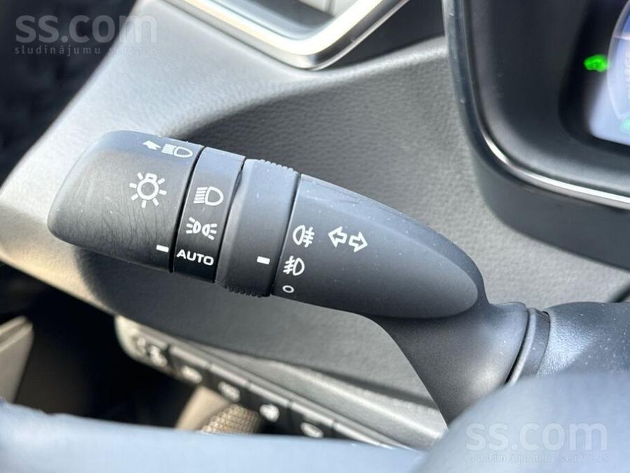 Balts Toyota Corolla 2023 Rīga, ar dzinēja tilpumu 1.80 L un nobraukumu 69 tūkst. km par 20990 €, foto 24 vietnē AUTOMOTO.COM.LV
