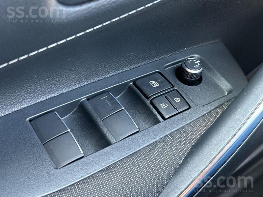 Balts Toyota Corolla 2023 Rīga, ar dzinēja tilpumu 1.80 L un nobraukumu 69 tūkst. km par 20990 €, foto 26 vietnē AUTOMOTO.COM.LV