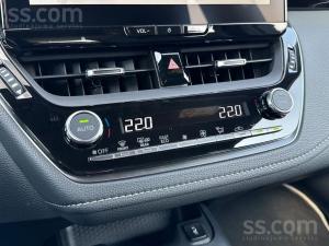 Balts Toyota Corolla 2023 Rīga, ar dzinēja tilpumu 1.80 L un nobraukumu 69 tūkst. km par 20990 €, foto 28 vietnē AUTOMOTO.COM.LV
