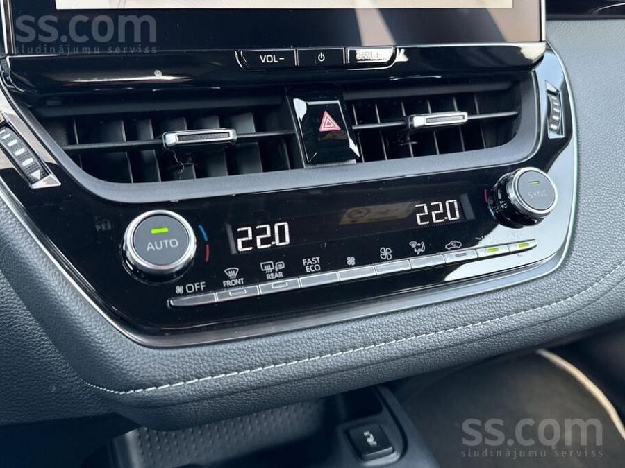 Balts Toyota Corolla 2023 Rīga, ar dzinēja tilpumu 1.80 L un nobraukumu 69 tūkst. km par 20990 €, foto 28 vietnē AUTOMOTO.COM.LV