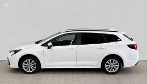 White Toyota Corolla 2024 in Kaunas, with an engine capacity of 1.80 L and mileage of 62 thousand km for 22100 €, photo 3 on AUTOMOTO.COM.LV