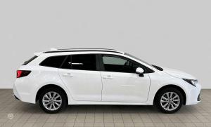 White Toyota Corolla 2024 in Kaunas, with an engine capacity of 1.80 L and mileage of 62 thousand km for 22100 €, photo 4 on AUTOMOTO.COM.LV