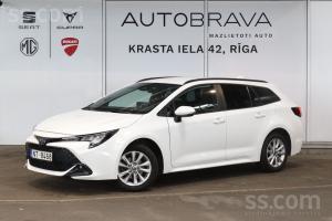 Balts Toyota Corolla 2024 Rīga, ar dzinēja tilpumu 1.80 L un nobraukumu 53 tūkst. km par 22500 €, foto  vietnē AUTOMOTO.COM.LV