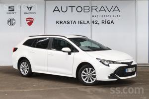 Balts Toyota Corolla 2024 Rīga, ar dzinēja tilpumu 1.80 L un nobraukumu 53 tūkst. km par 22500 €, foto 4 vietnē AUTOMOTO.COM.LV