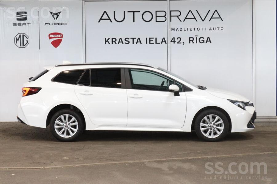 Balts Toyota Corolla 2024 Rīga, ar dzinēja tilpumu 1.80 L un nobraukumu 53 tūkst. km par 22500 €, foto 6 vietnē AUTOMOTO.COM.LV