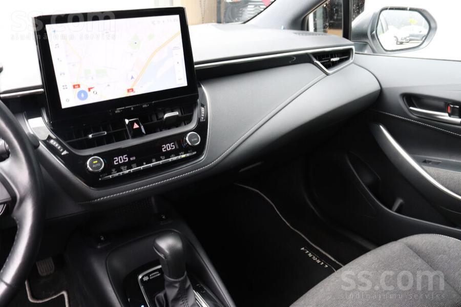 Balts Toyota Corolla 2024 Rīga, ar dzinēja tilpumu 1.80 L un nobraukumu 53 tūkst. km par 22500 €, foto 13 vietnē AUTOMOTO.COM.LV
