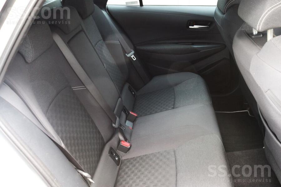 Balts Toyota Corolla 2024 Rīga, ar dzinēja tilpumu 1.80 L un nobraukumu 53 tūkst. km par 22500 €, foto 27 vietnē AUTOMOTO.COM.LV