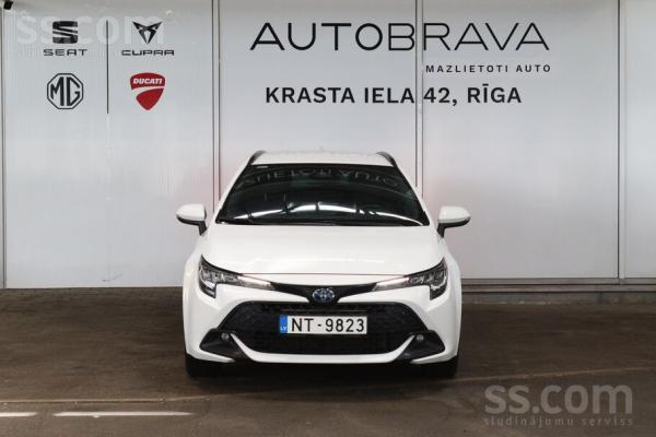 Белый Тойота Королла 2024 в Рига, объемом двигателя 1.80 л и пробегом 97 тыс. км за 21600 €, фото 2 на AUTOMOTO.COM.LV