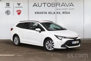 Balts Toyota Corolla 2024 Rīga, ar dzinēja tilpumu 1.80 L un nobraukumu 97 tūkst. km par 21600 €, foto 4 vietnē AUTOMOTO.COM.LV