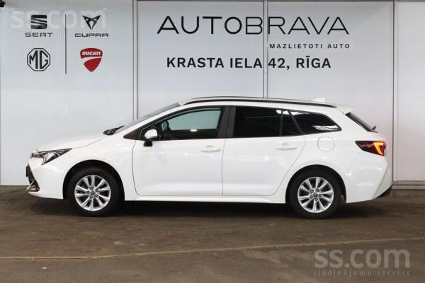 Белый Тойота Королла 2024 в Рига, объемом двигателя 1.80 л и пробегом 97 тыс. км за 21600 €, фото 4 на AUTOMOTO.COM.LV