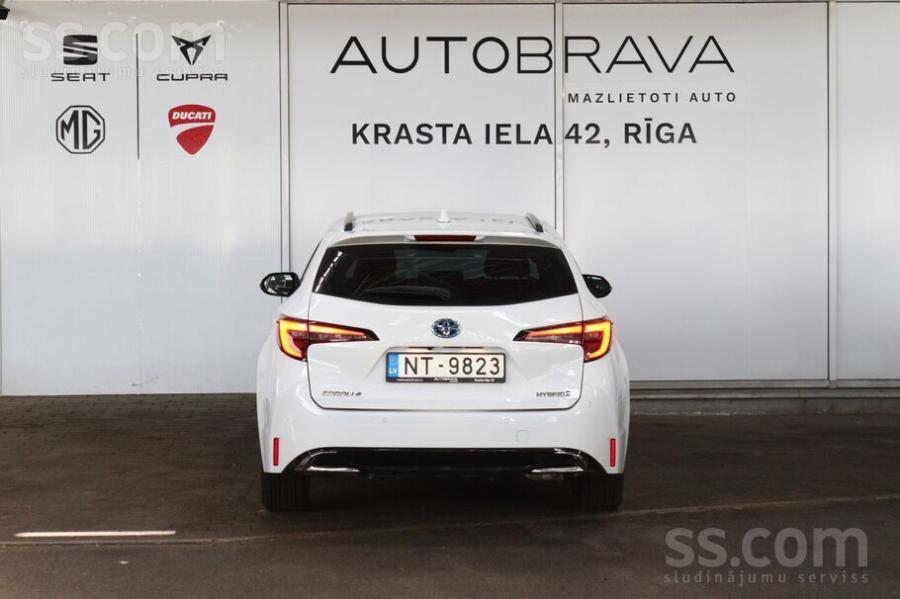 Balts Toyota Corolla 2024 Rīga, ar dzinēja tilpumu 1.80 L un nobraukumu 97 tūkst. km par 21600 €, foto 8 vietnē AUTOMOTO.COM.LV