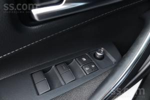 Balts Toyota Corolla 2024 Rīga, ar dzinēja tilpumu 1.80 L un nobraukumu 97 tūkst. km par 21600 €, foto 20 vietnē AUTOMOTO.COM.LV