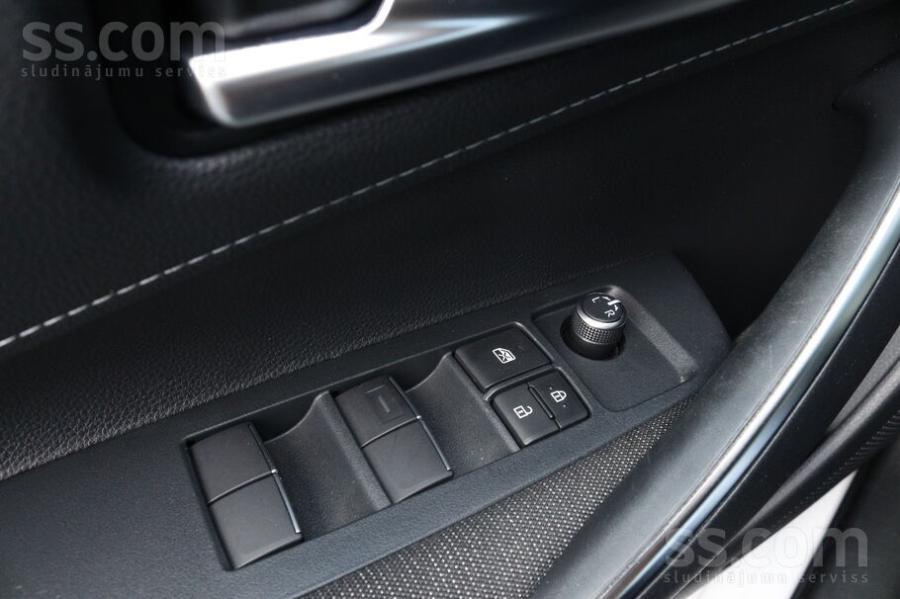 Balts Toyota Corolla 2024 Rīga, ar dzinēja tilpumu 1.80 L un nobraukumu 97 tūkst. km par 21600 €, foto 20 vietnē AUTOMOTO.COM.LV