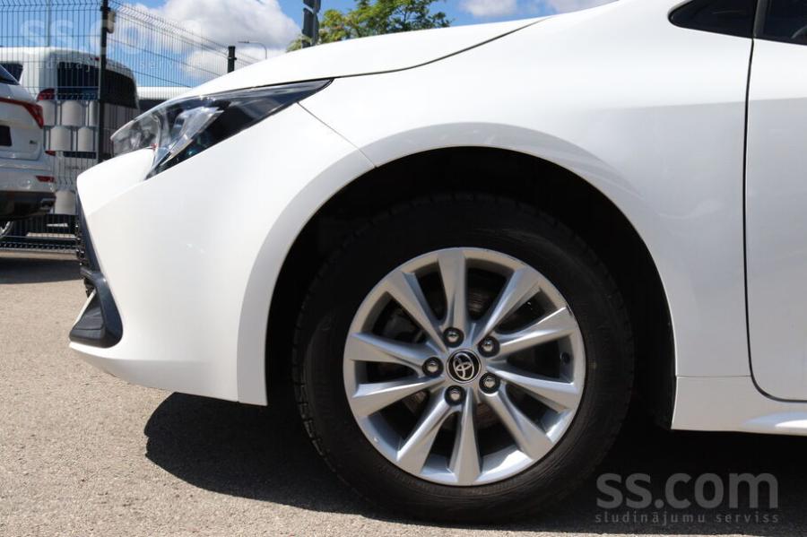Balts Toyota Corolla 2024 Rīga, ar dzinēja tilpumu 1.80 L un nobraukumu 97 tūkst. km par 21600 €, foto 34 vietnē AUTOMOTO.COM.LV