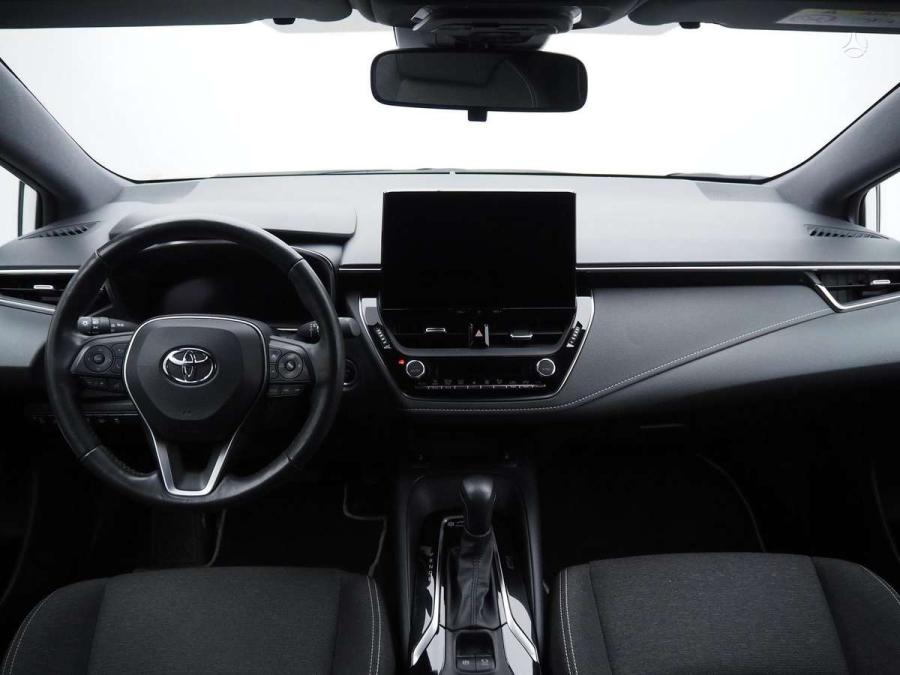 Balts Toyota Corolla 2024 Viļņa, ar dzinēja tilpumu 1.80 L un nobraukumu 54 tūkst. km par 22200 €, foto 16 vietnē AUTOMOTO.COM.LV