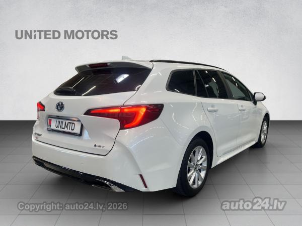 Balts Toyota Corolla 2024 Tallina, ar dzinēja tilpumu 1.80 L un nobraukumu 61 tūkst. km par 23900 €, foto 7 vietnē AUTOMOTO.COM.LV