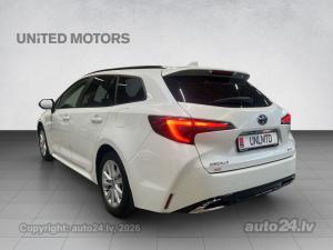 White Toyota Corolla 2024 in Tallinn, with an engine capacity of 1.80 L and mileage of 78 thousand km for 23900 €, photo 5 on AUTOMOTO.COM.LV